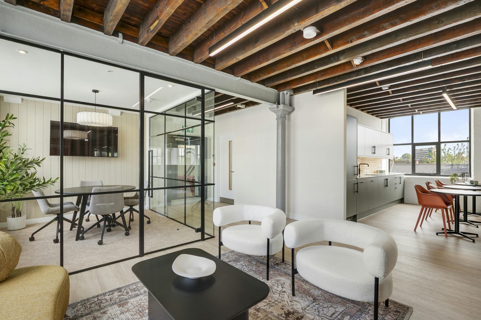 What is a Break Clause in an Office Lease Agreement? | Pilcher London